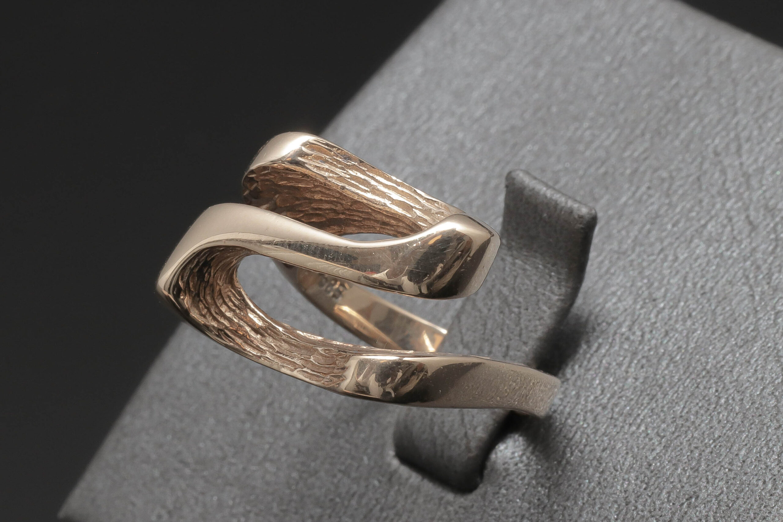 Unik dame ring i 14 karat guld - Seroguld